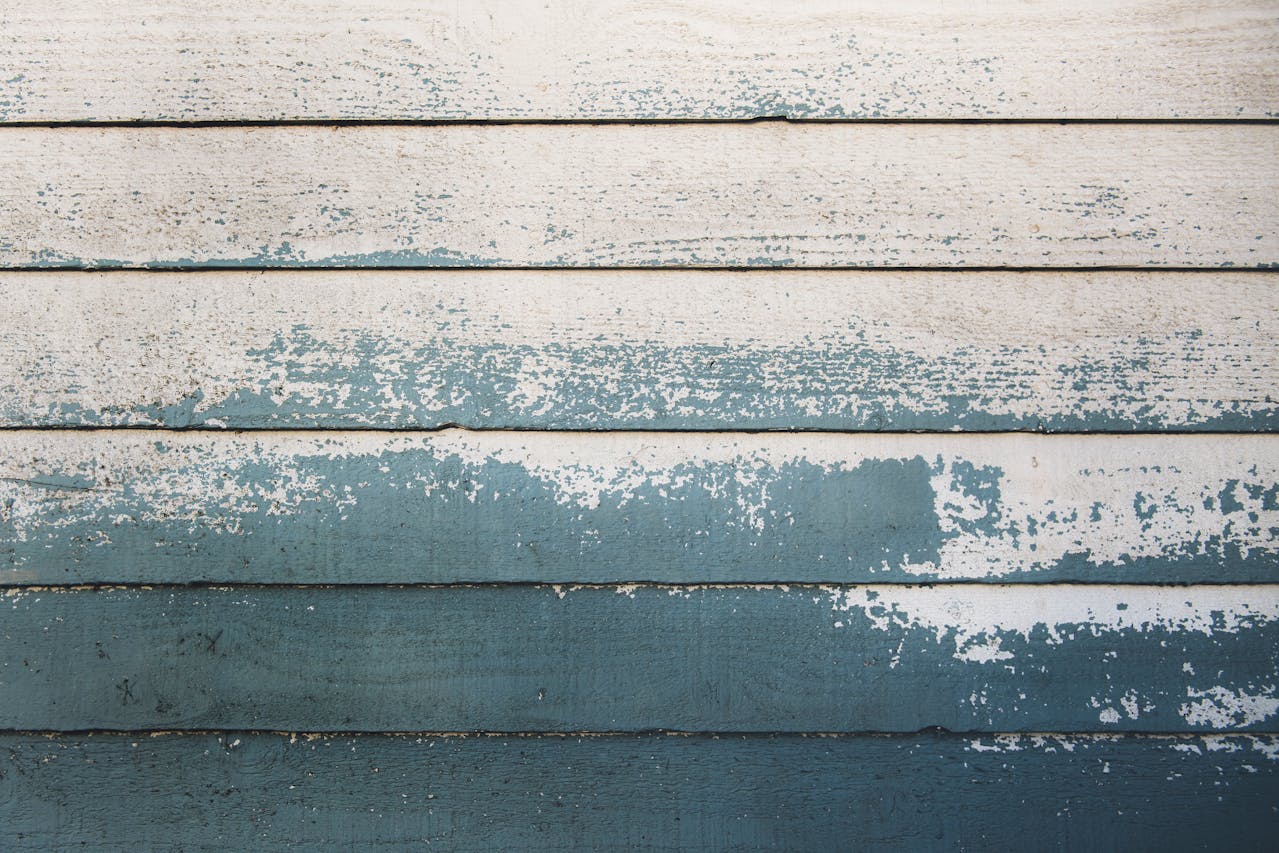 How to Fix Peeling Paint: A Complete Guide for Your Home ...
